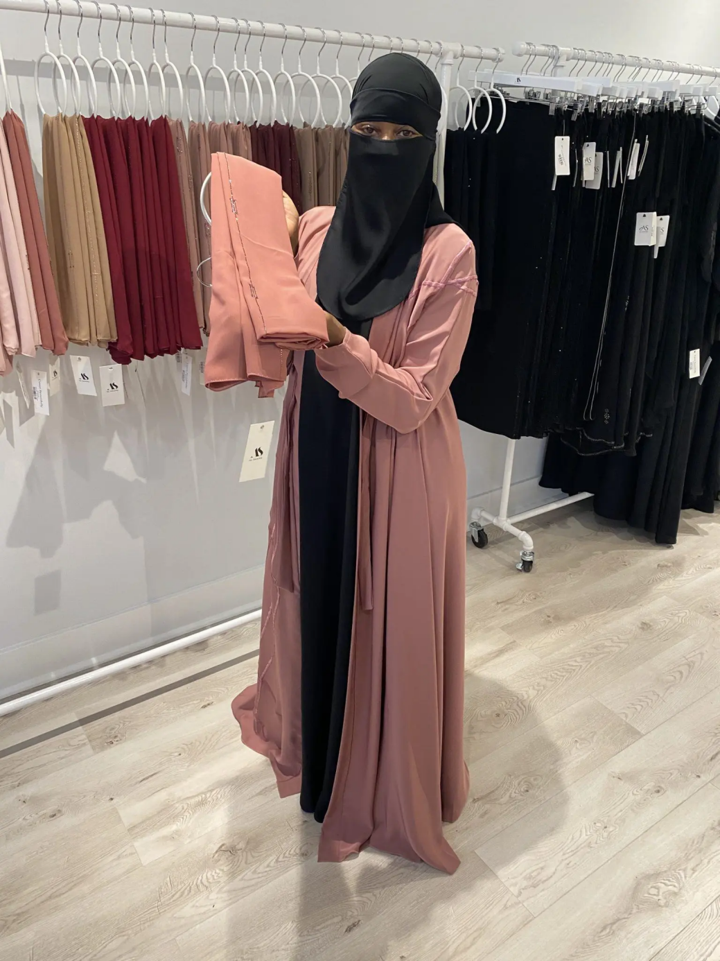Where Can You Find Muslin Clothing Near Me? - LooperBuy